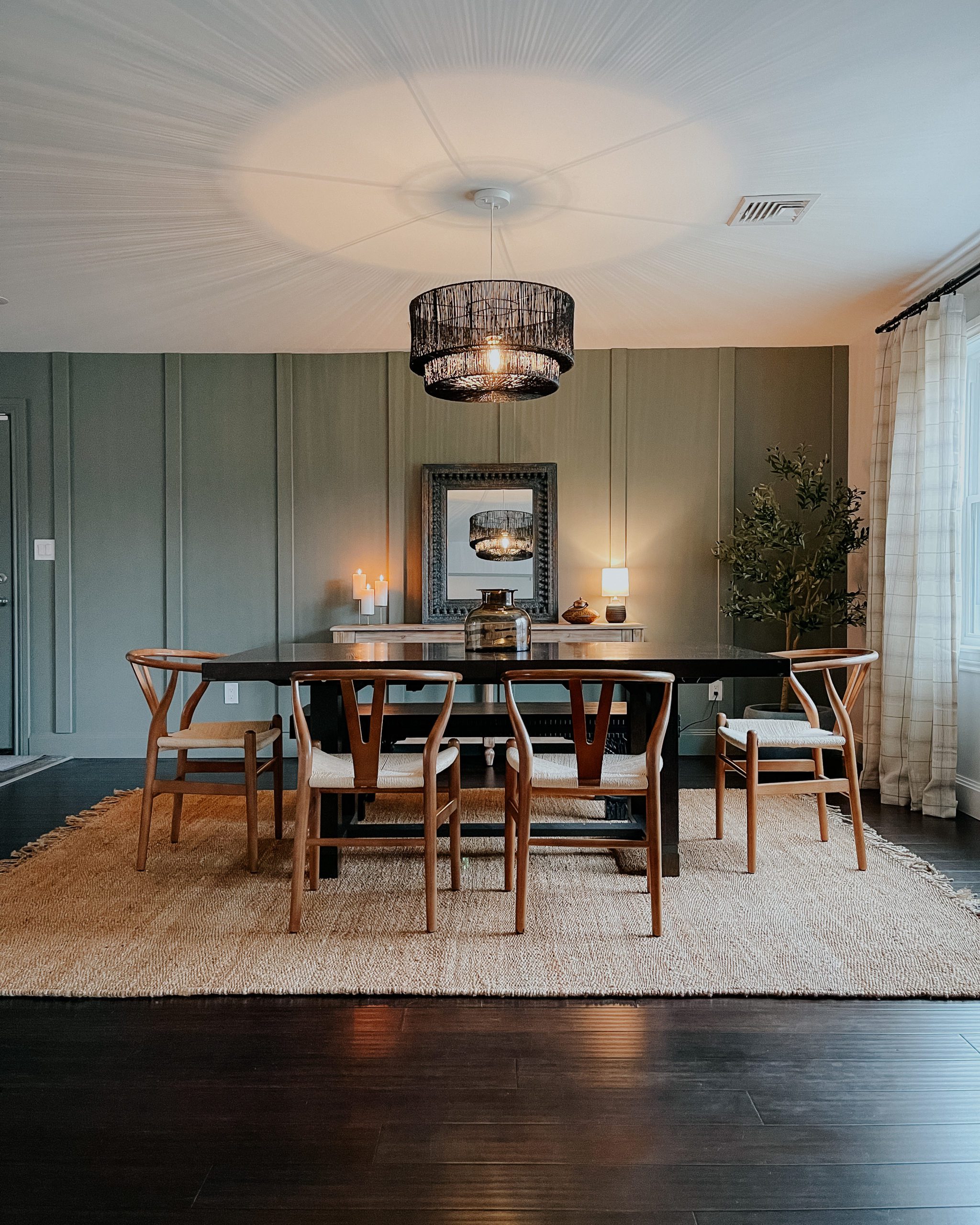 Long Island Dining Room - attherandalls.com