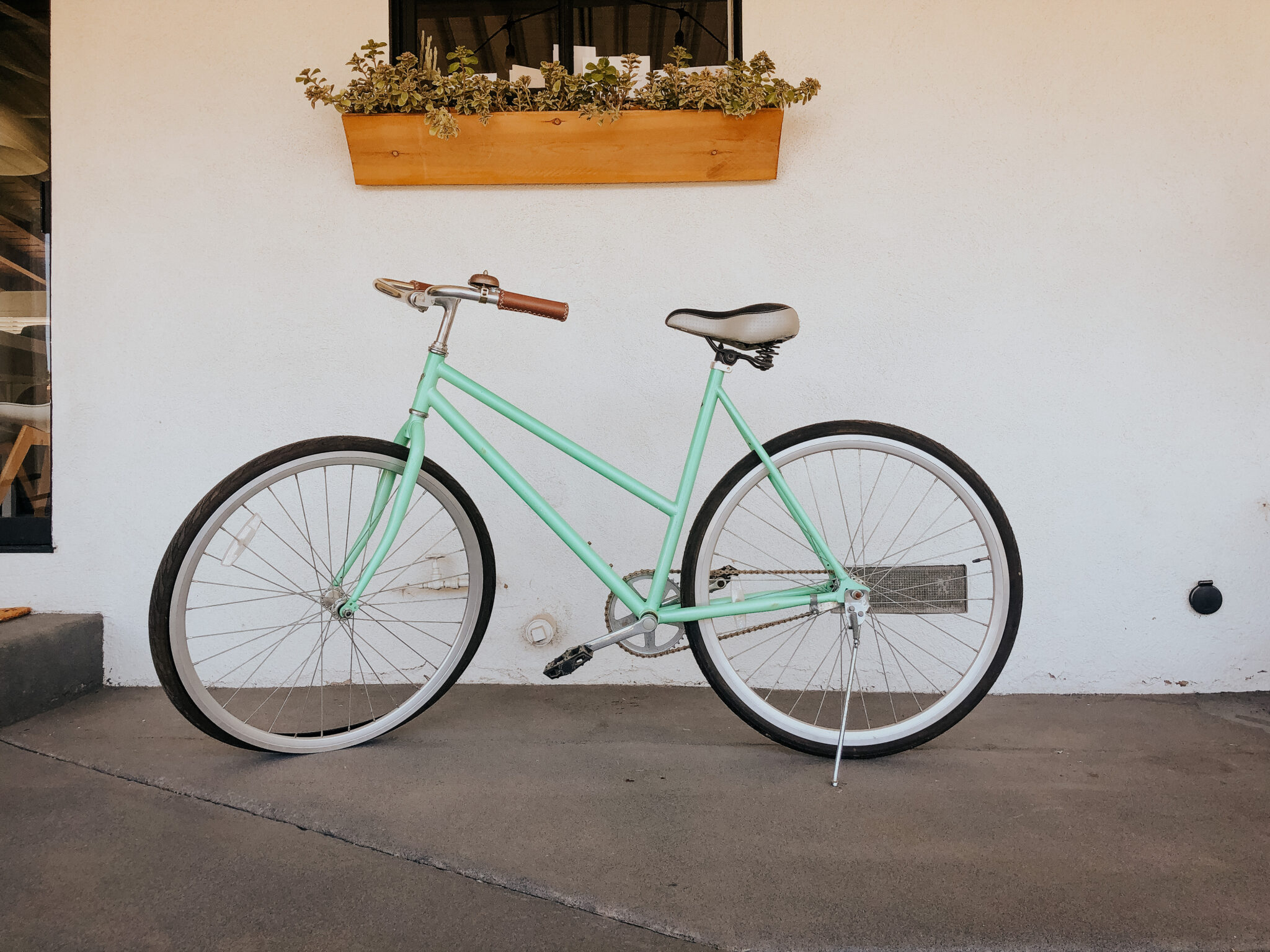 DIY Bike Makeover - attherandalls.com